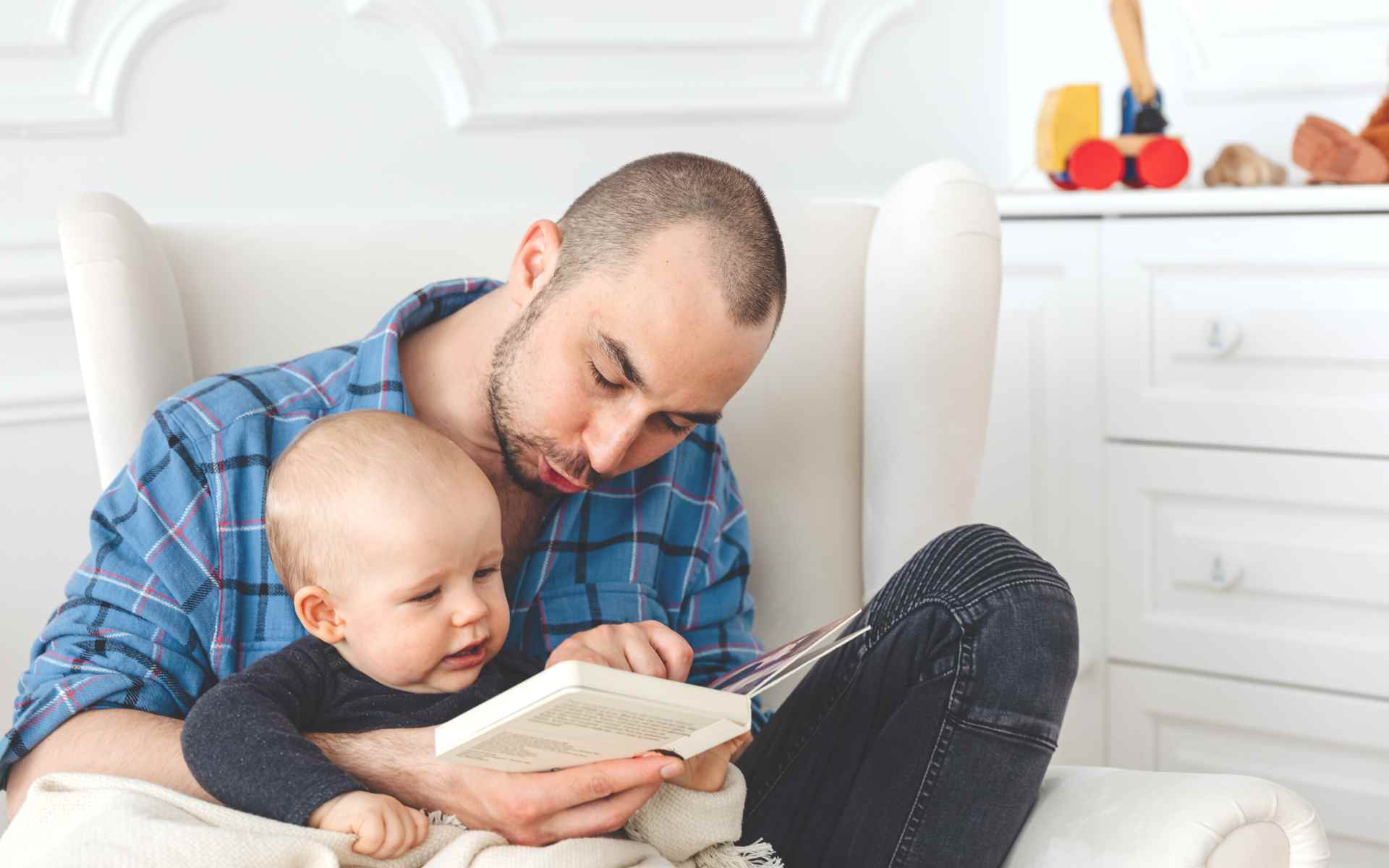 How Early Can A Toddler Read Books 